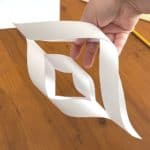 3D Snowflakes: How To Make Your Own Giant Paper Snowflakes ...