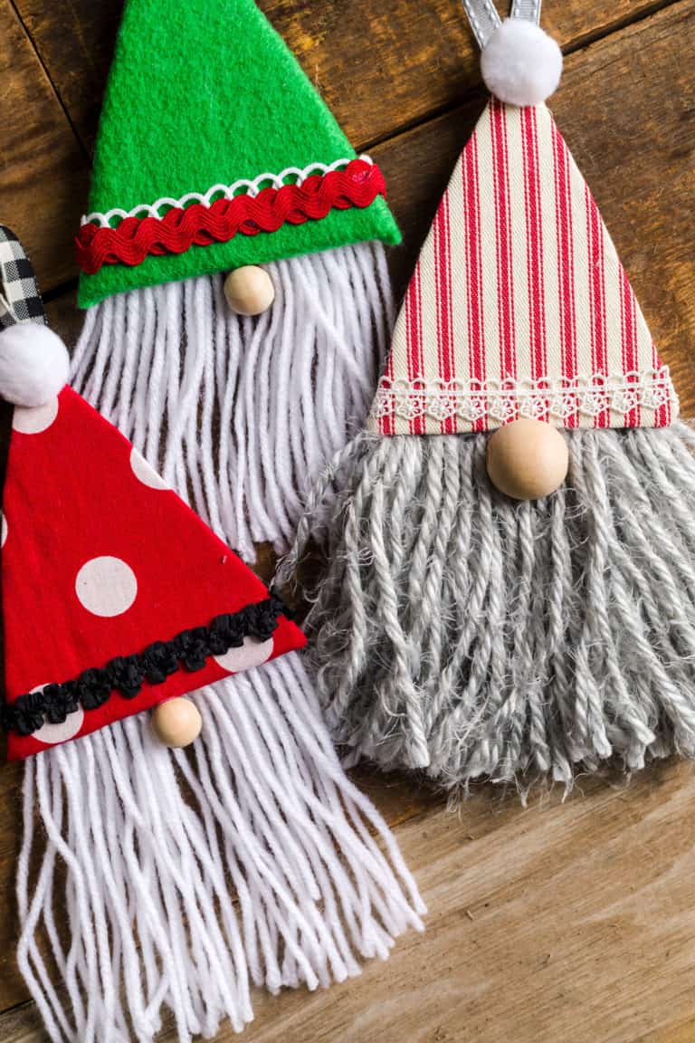Easy Homemade Christmas Decorations - Chaotically Yours