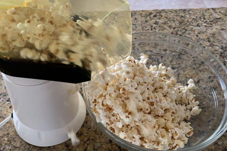 How To String Popcorn: A Christmas Tradition - Chaotically Yours