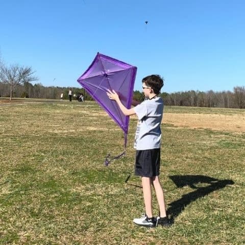 How To Make A Kite: Two Types of Kites You Can Make At Home ...