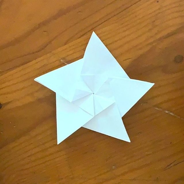 Origami Star: The Easy Way To Create One - Chaotically Yours